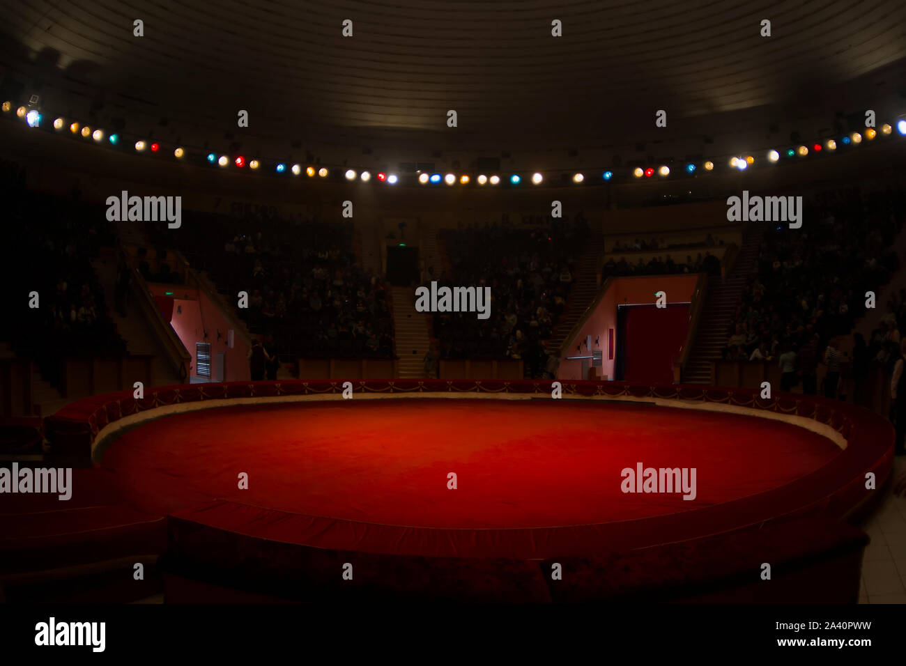 Circus Arena. Circus with darkened spectators before the start of the ...