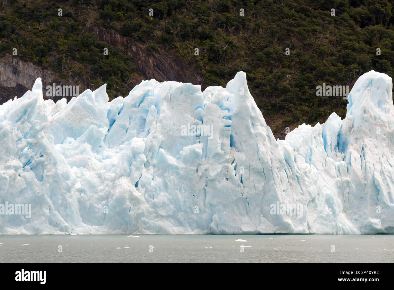 Melting iceberg falling hi-res stock photography and images - Alamy