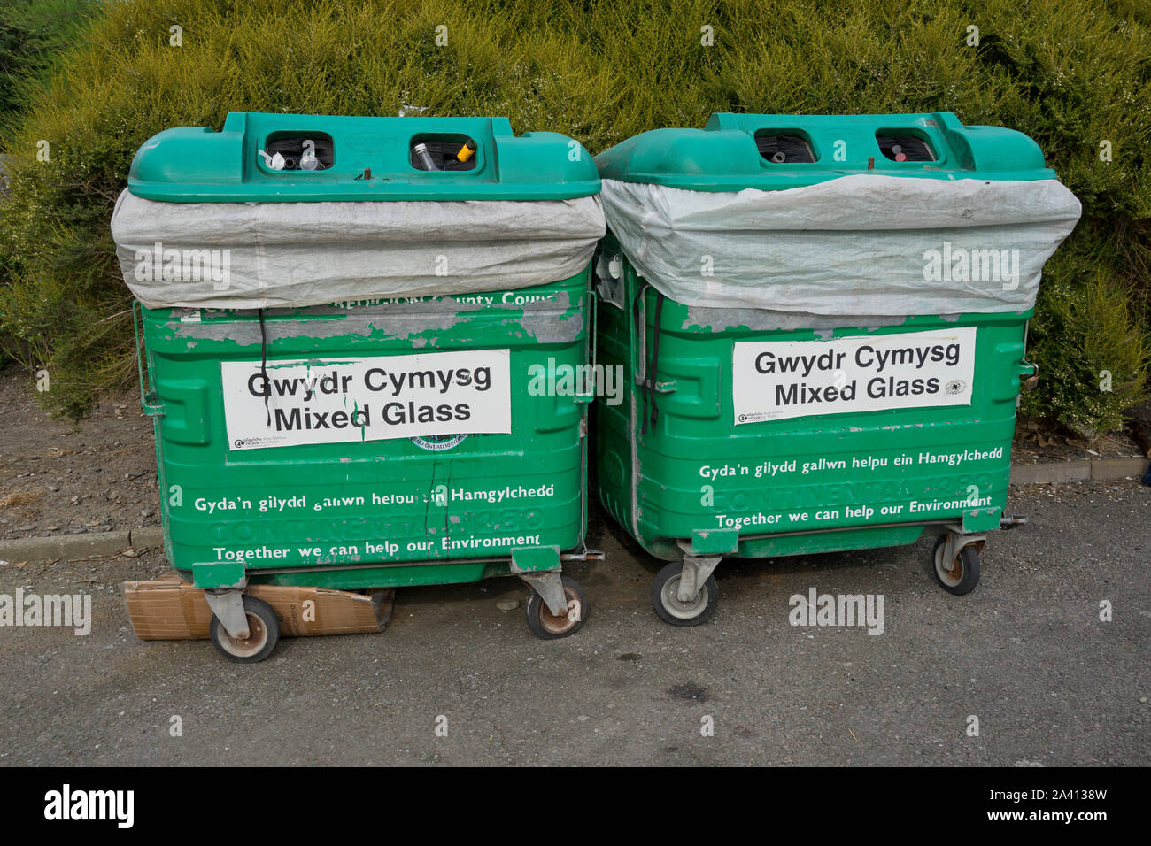 Disposal bins hi-res stock photography and images - Alamy
