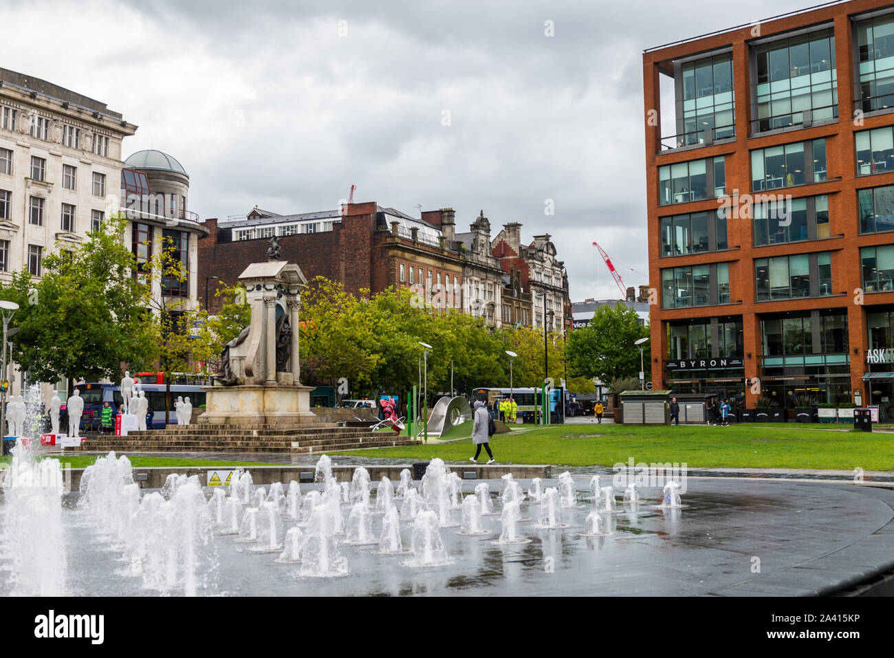 MANCHESTER, ENGLAND - 30 SEPTEMBER, 2018: Rainy autumn day in ...