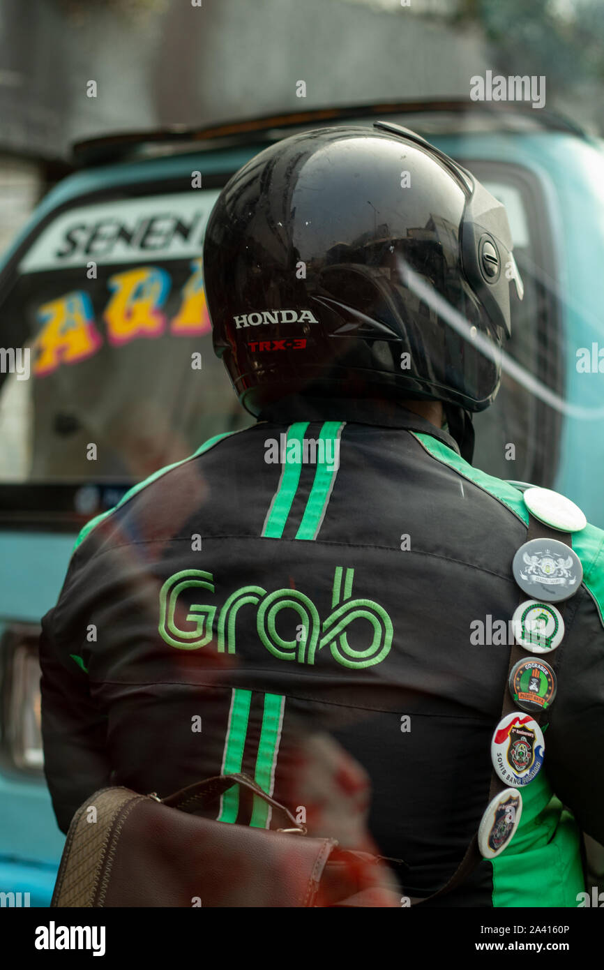 Grab bike taxi hi-res stock photography and images - Alamy