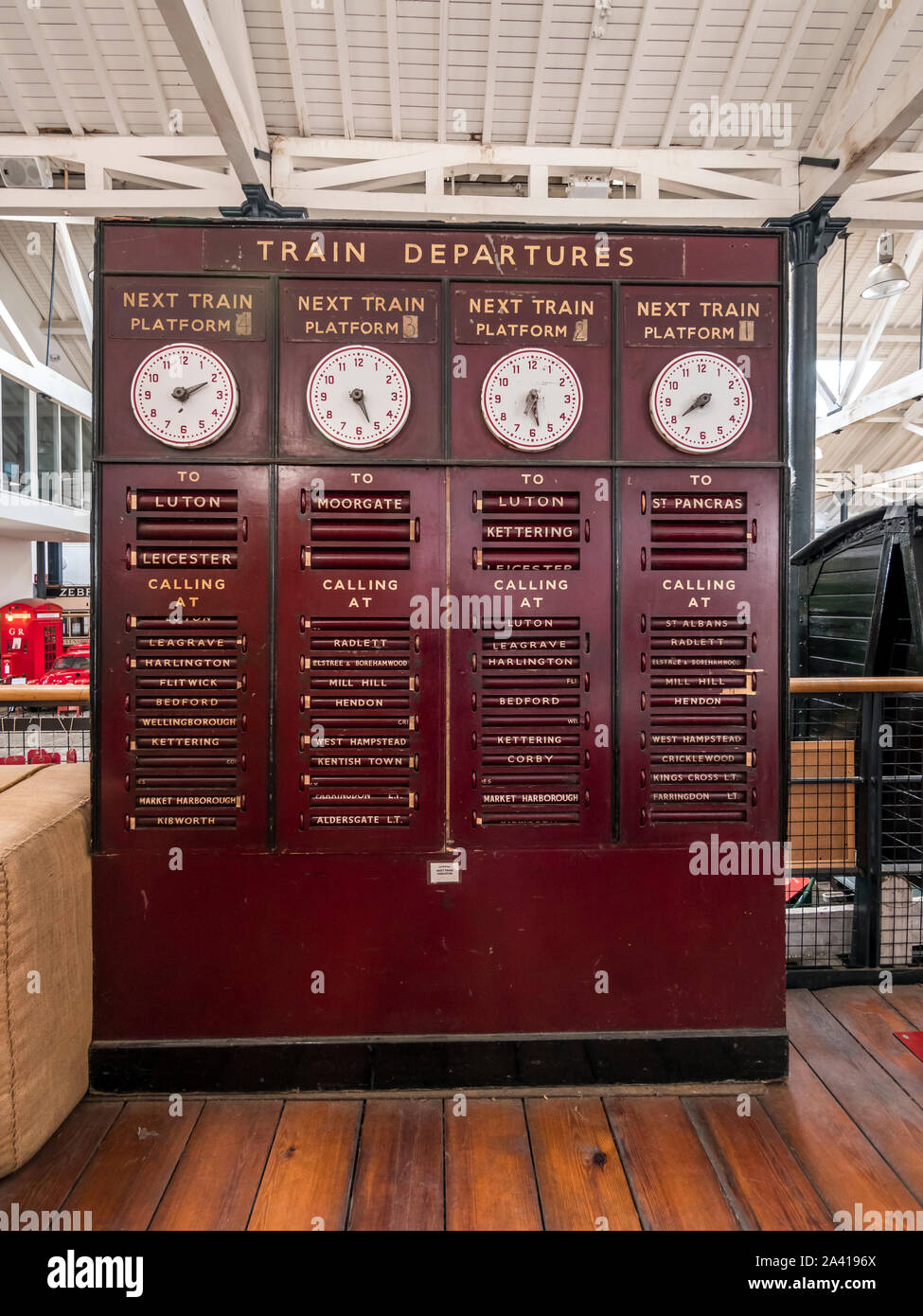 Railway signage boards hi-res stock photography and images - Alamy