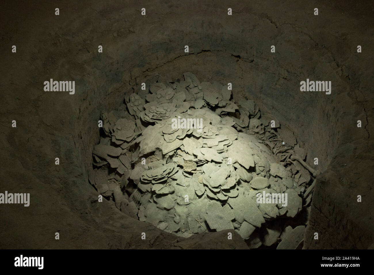 Anyang oracle bone hi-res stock photography and images - Alamy