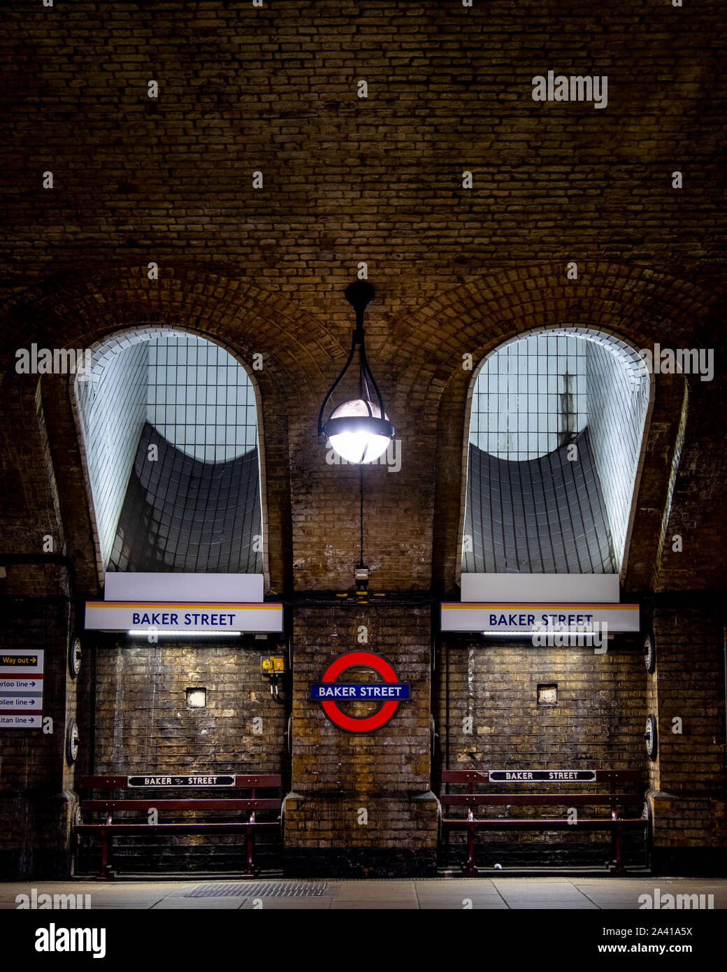 Westminster underground station old hi-res stock photography and images ...