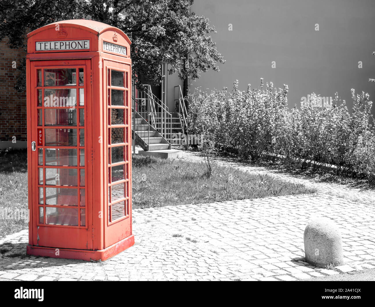 English phone booth Stock Photo - Alamy