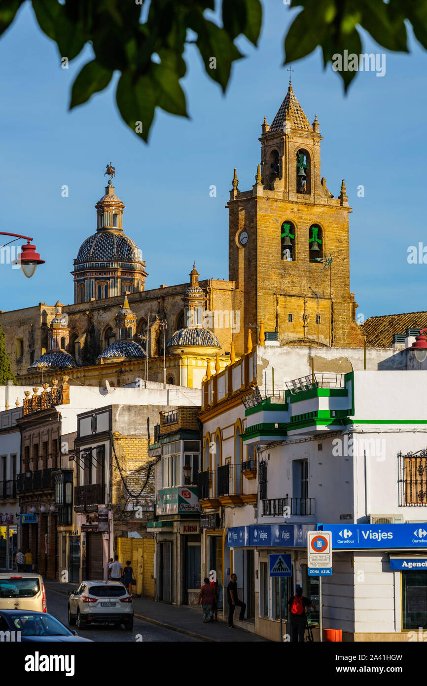 Monumental gothic building hi-res stock photography and images - Alamy