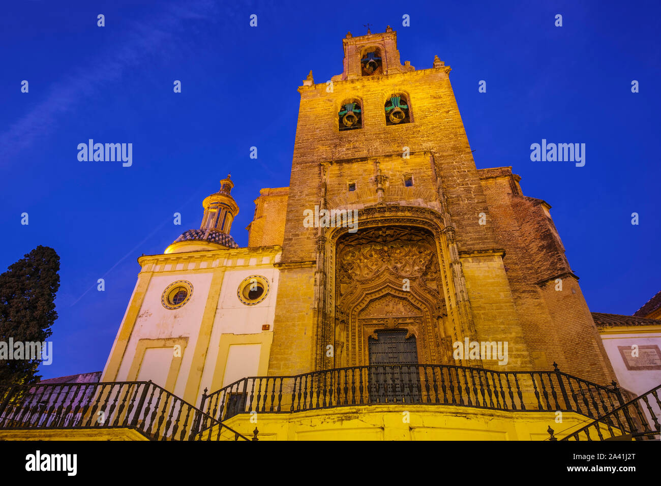 14th Century Gothic Architecture High Resolution Stock Photography and ...