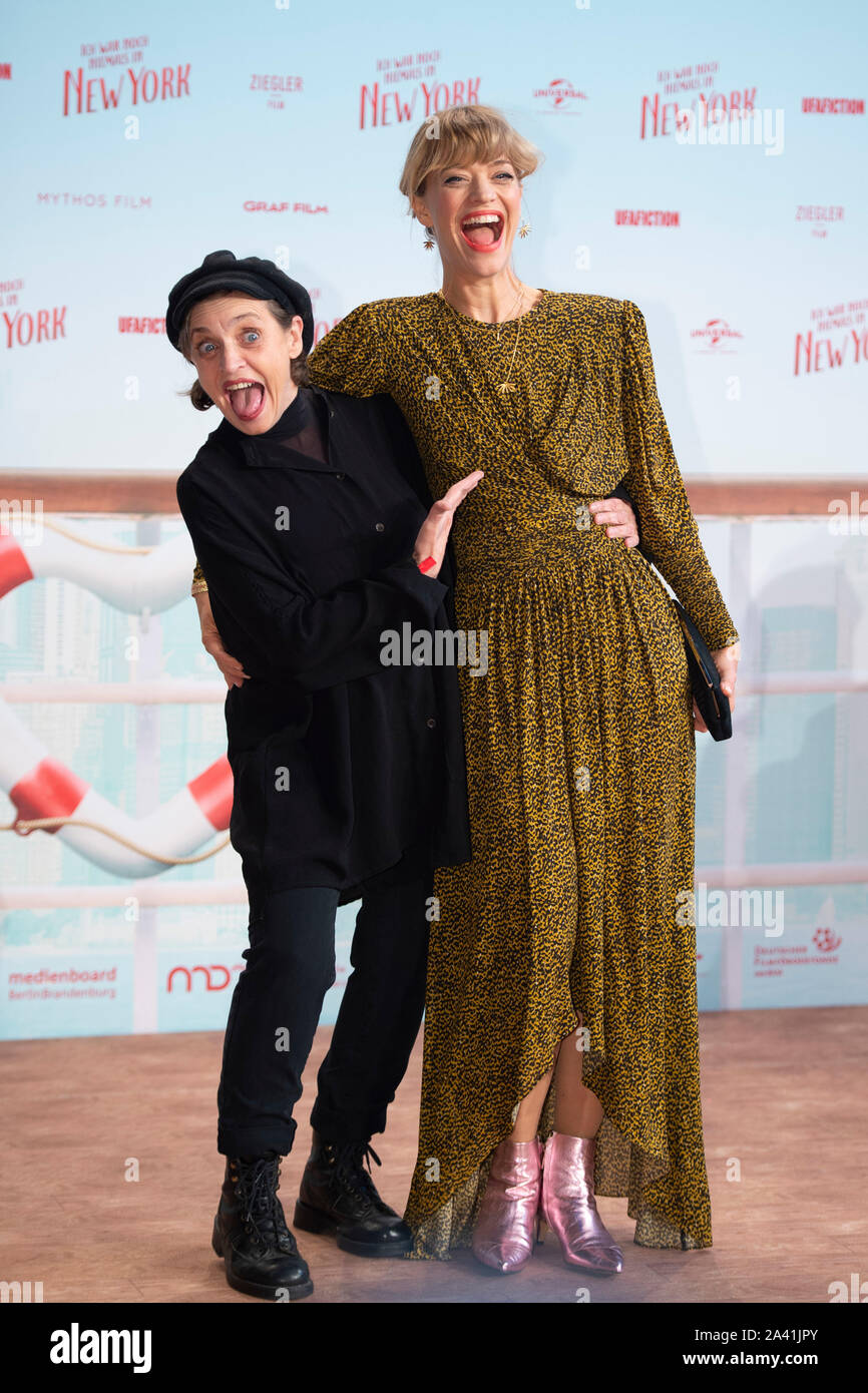 Cologne, Deutschland. 09th Oct, 2019. from left: the actresses ...