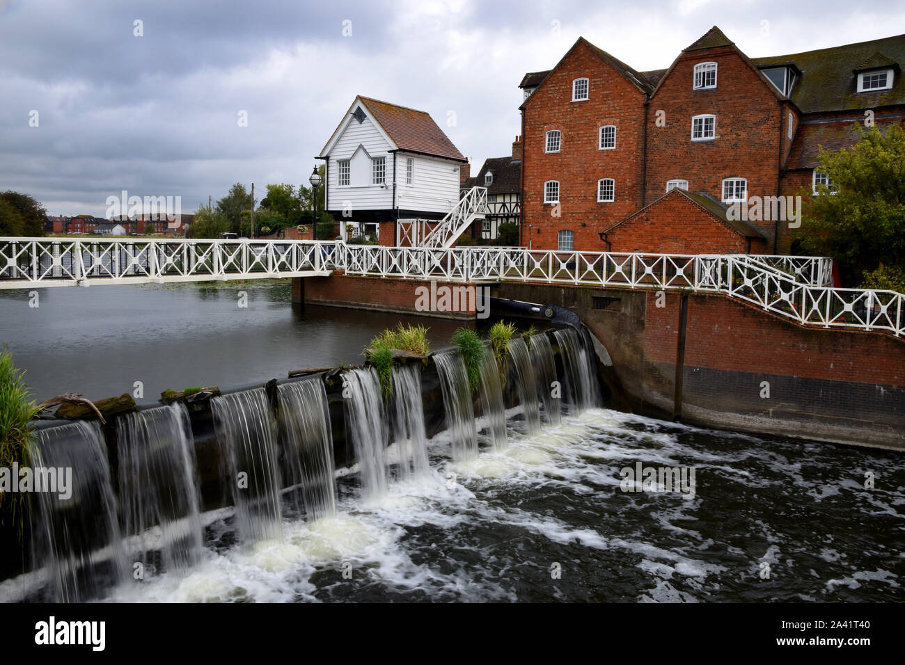Tewkesbury weir hi-res stock photography and images - Alamy