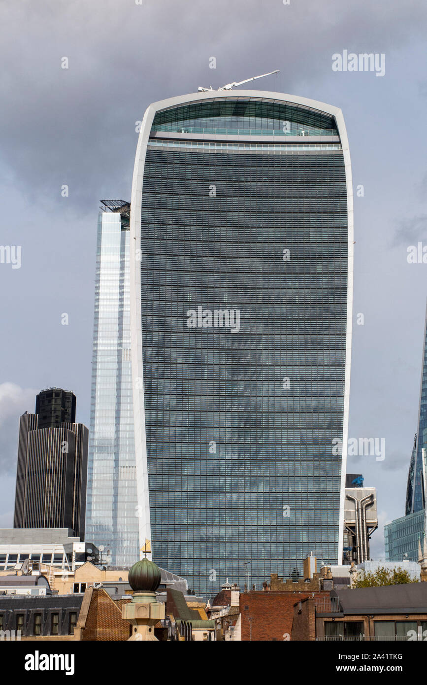 The famous Walkie talkie building (20 Fenchurch Street) in the ...