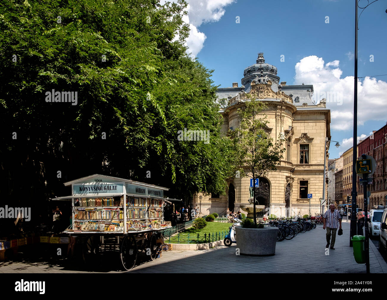 The building of the Metropolitan Ervin Szabó Library, Budapest Stock ...