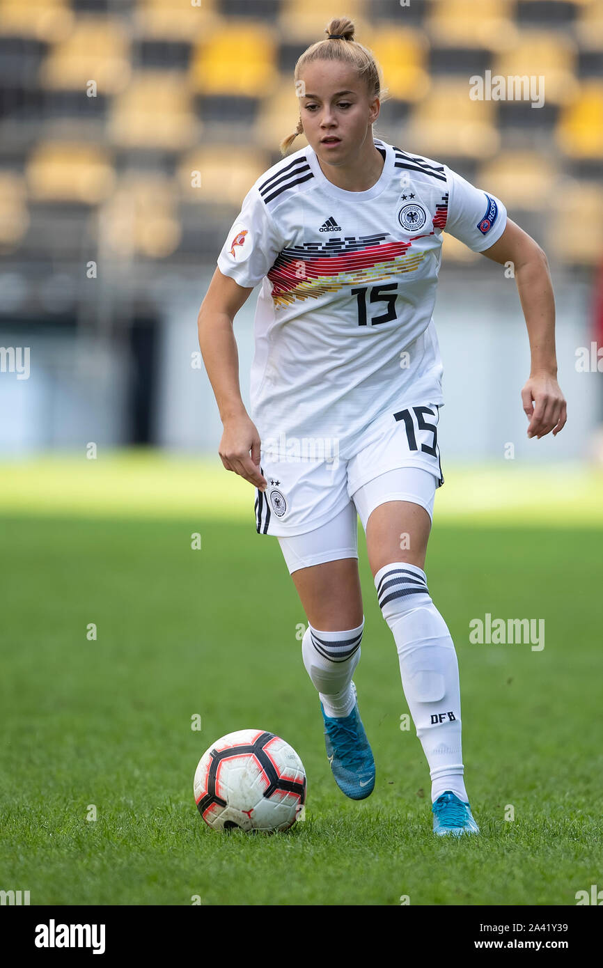 Giulia gwinn hi-res stock photography and images - Alamy