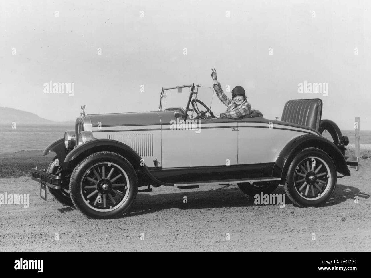 Female driver 1920s hi-res stock photography and images - Alamy