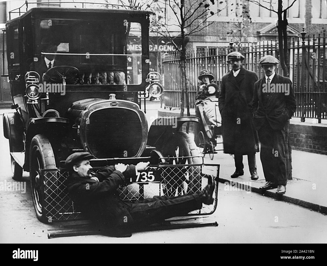 1908 Deasy testing pedestrian road safety device Stock Photo - Alamy