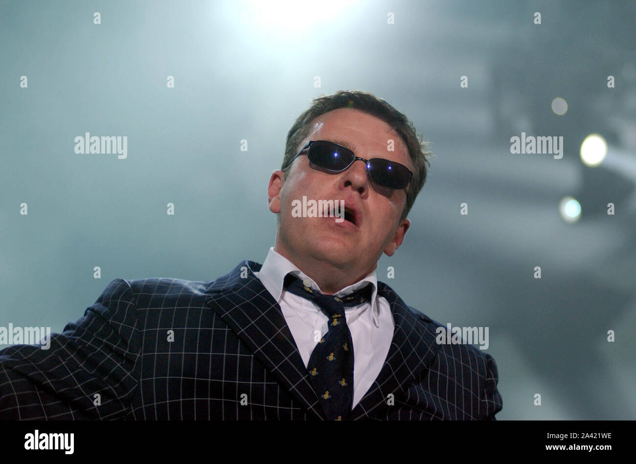 Madness pop group hi-res stock photography and images - Alamy