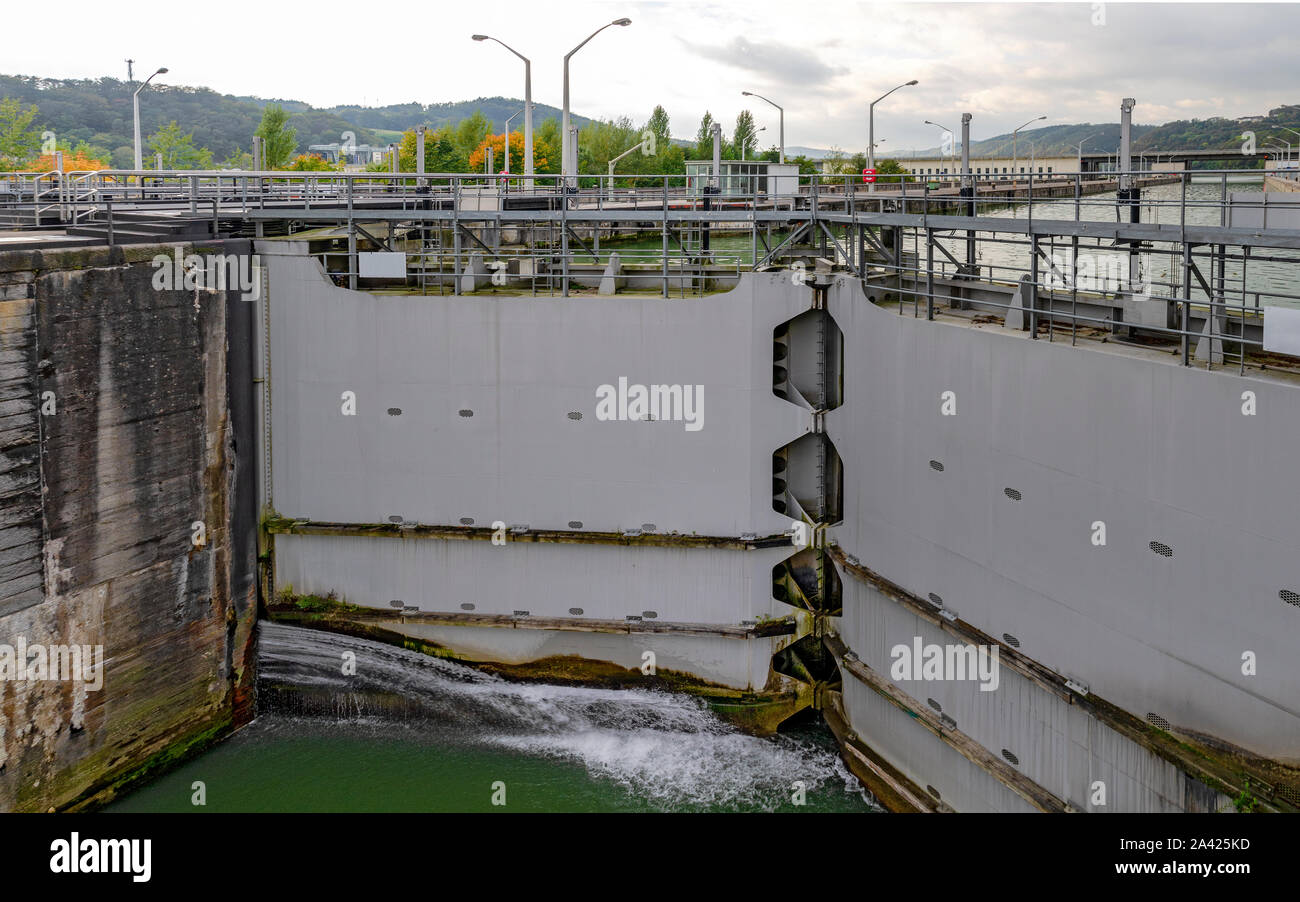 closed lock gate in the river Danube, Austria Stock Photo - Alamy