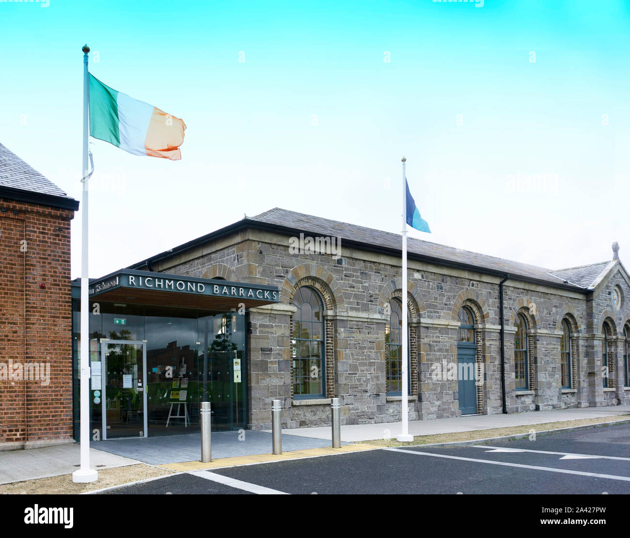 British army barracks hi-res stock photography and images - Alamy