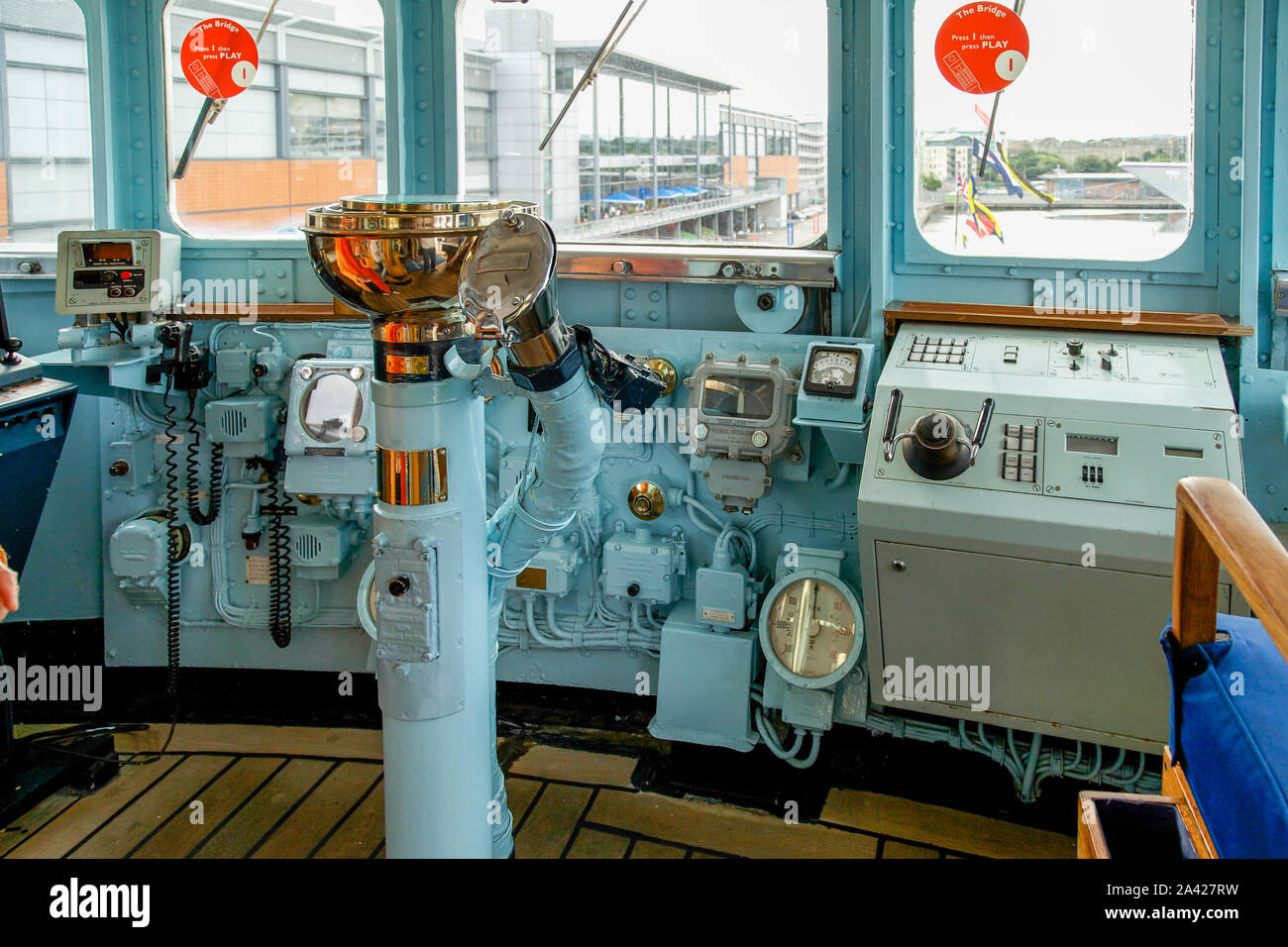 Royal Yacht Britannia Stock Photo - Alamy