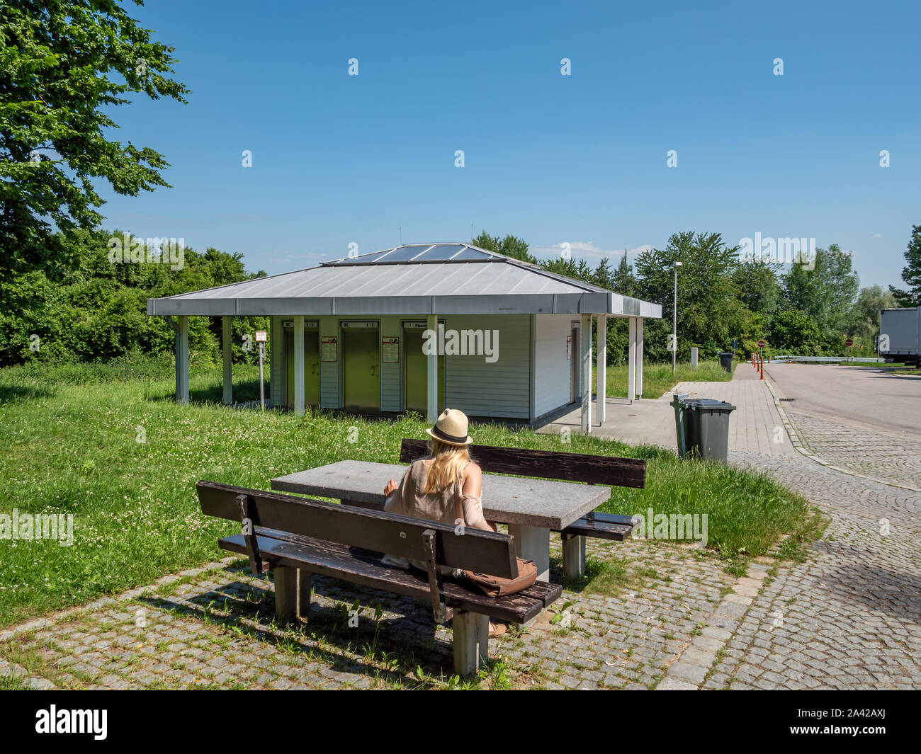 Rest stop toilet hi-res stock photography and images - Alamy