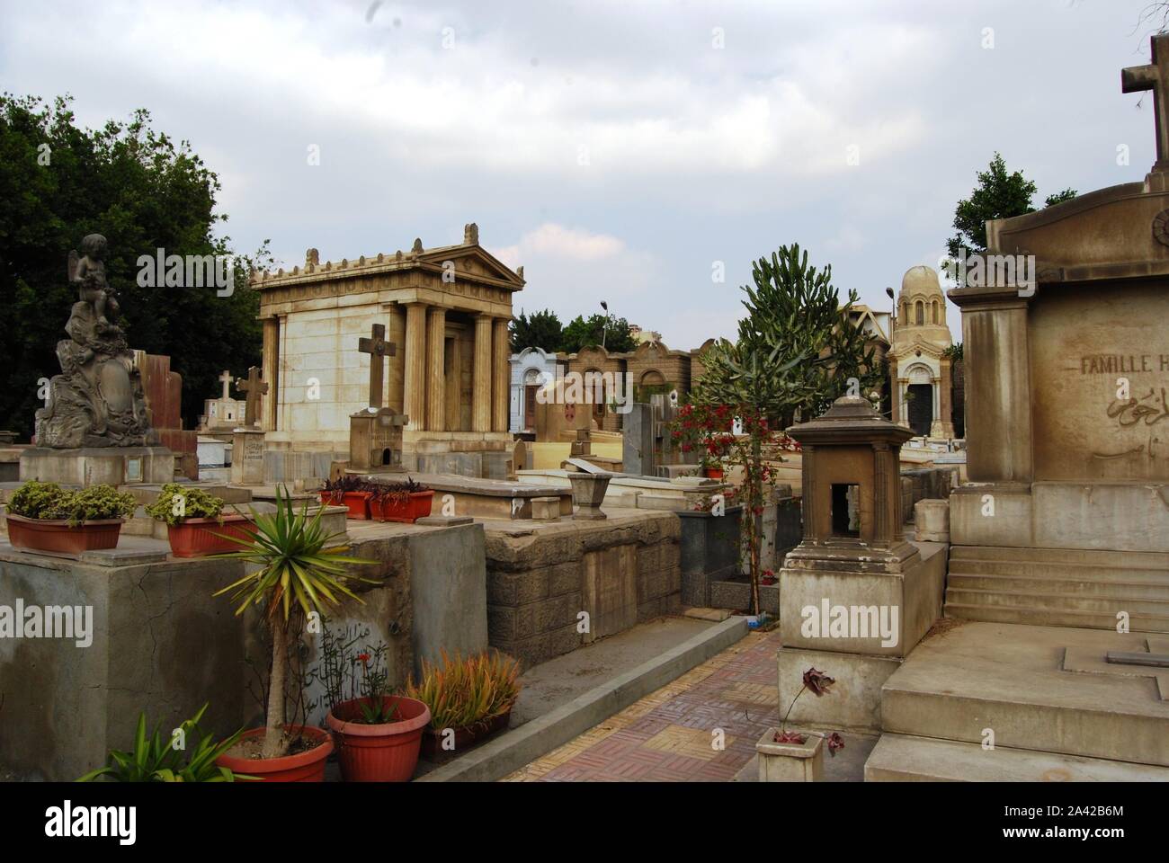 Coptic cemetery cairo hi-res stock photography and images - Alamy