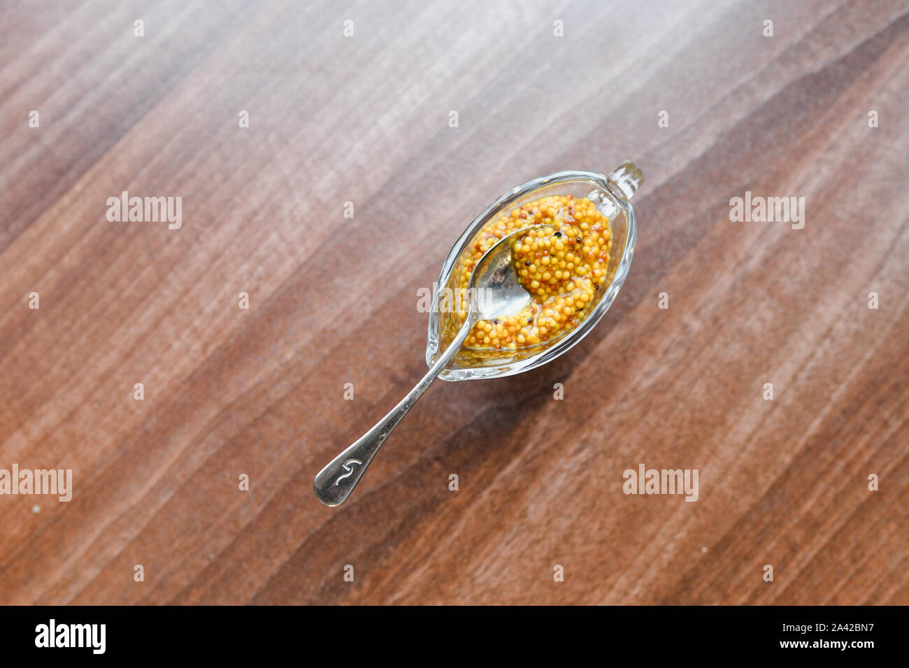 Grain of mustard seed hi-res stock photography and images - Alamy