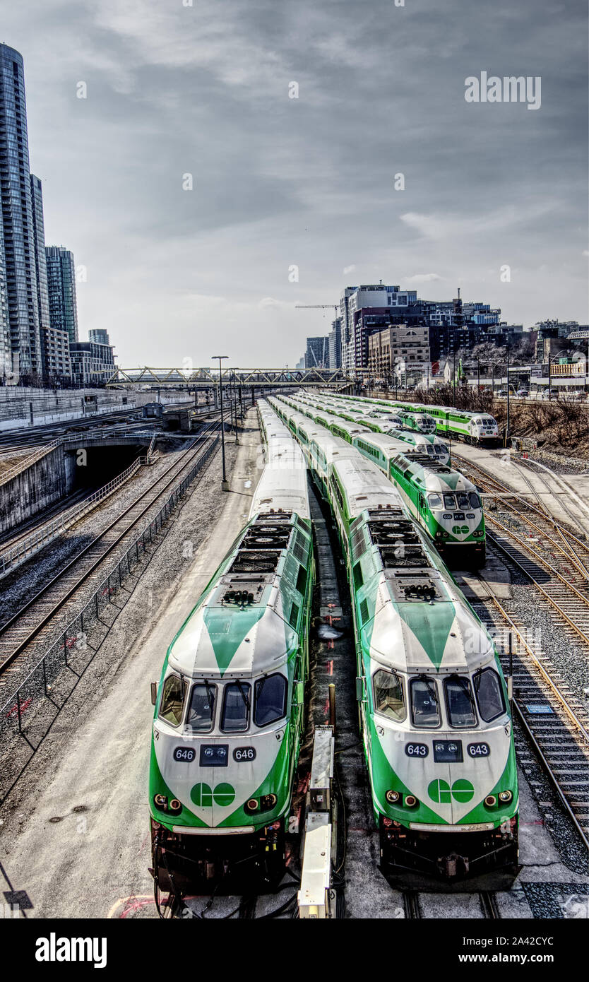 Skywalk union station toronto ontario hi-res stock photography and ...