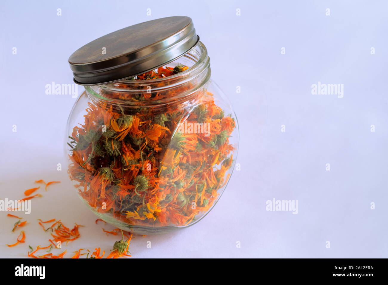 Medicinal raw material hi-res stock photography and images - Alamy