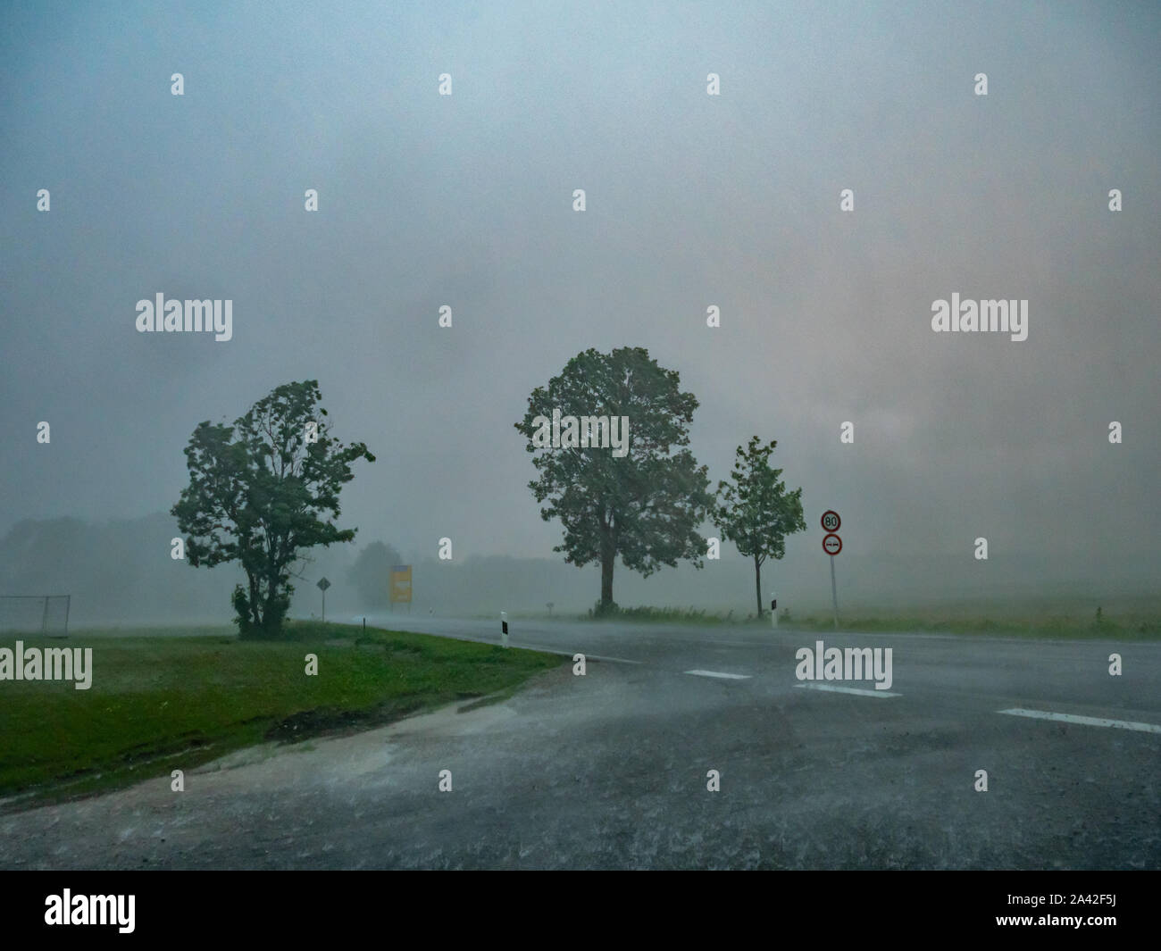 Heavy rain storm hi-res stock photography and images - Alamy