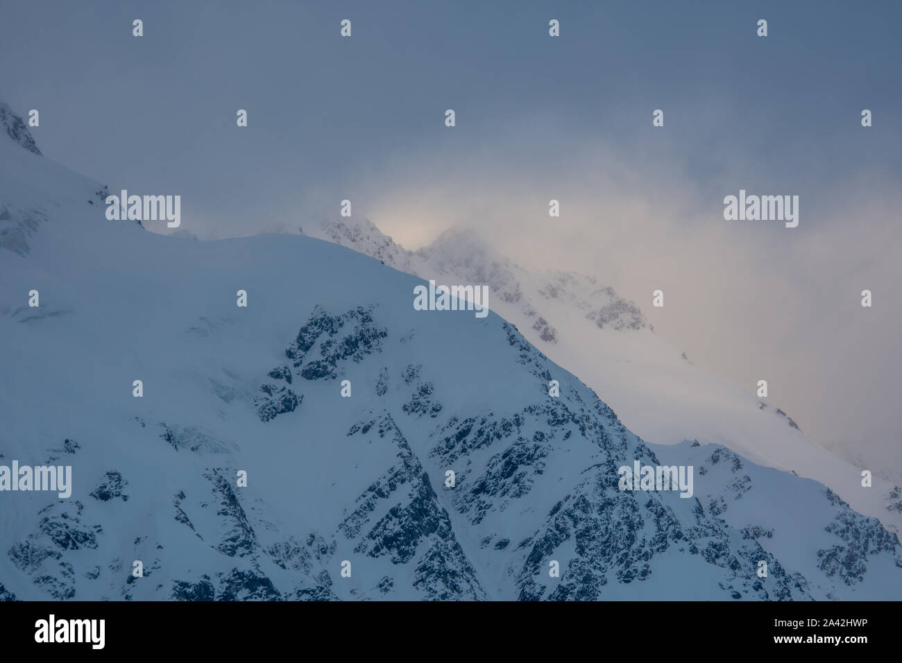Snow Covered Mountains in Mount Cook / Aoraki National Park, Canterbury ...