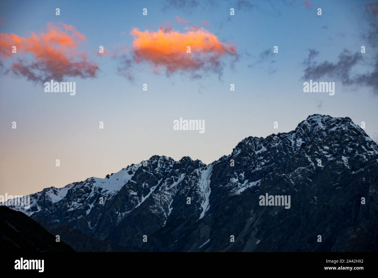 Snow Covered Mountains in Mount Cook / Aoraki National Park, Canterbury ...