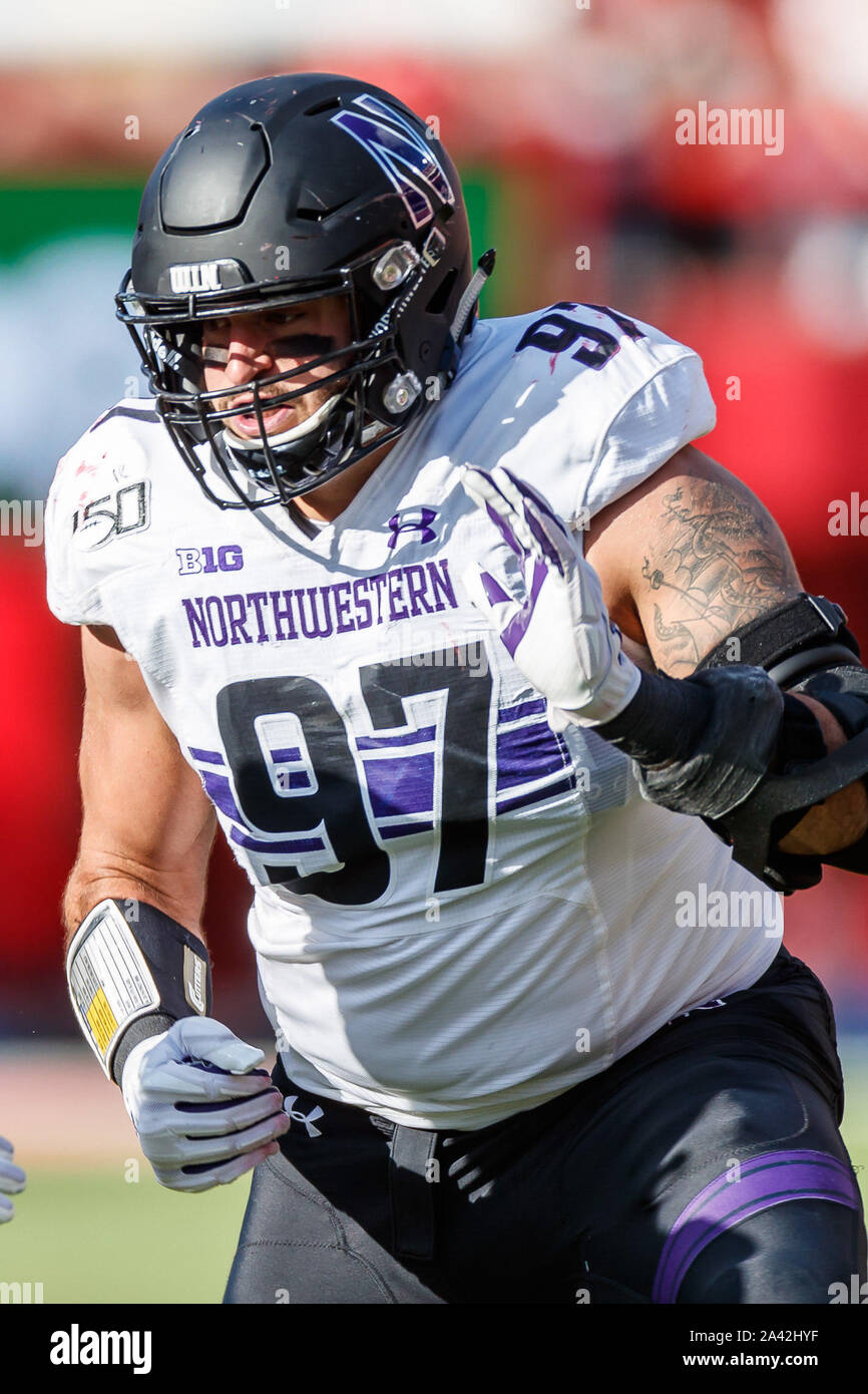 Lincoln, NE. U.S. 05th Oct, 2019. Northwestern Wildcats defensive ...