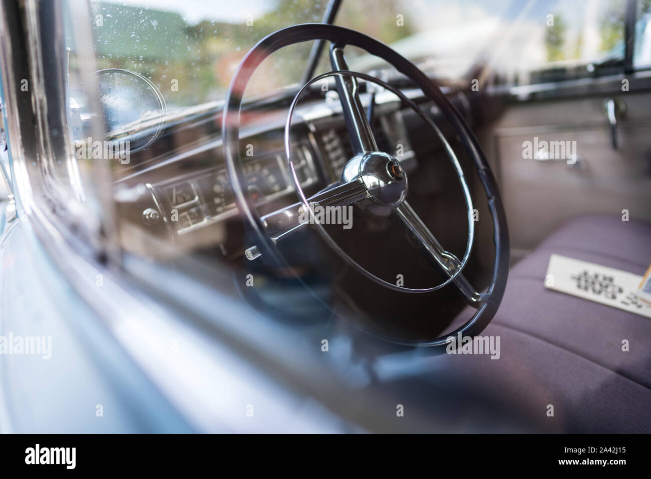 Car park interior hi-res stock photography and images - Alamy