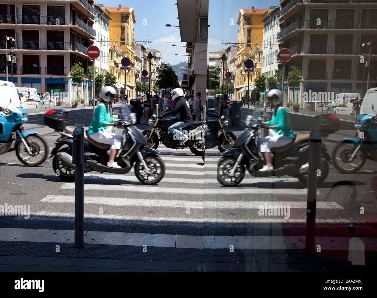 Central nice hi-res stock photography and images - Alamy