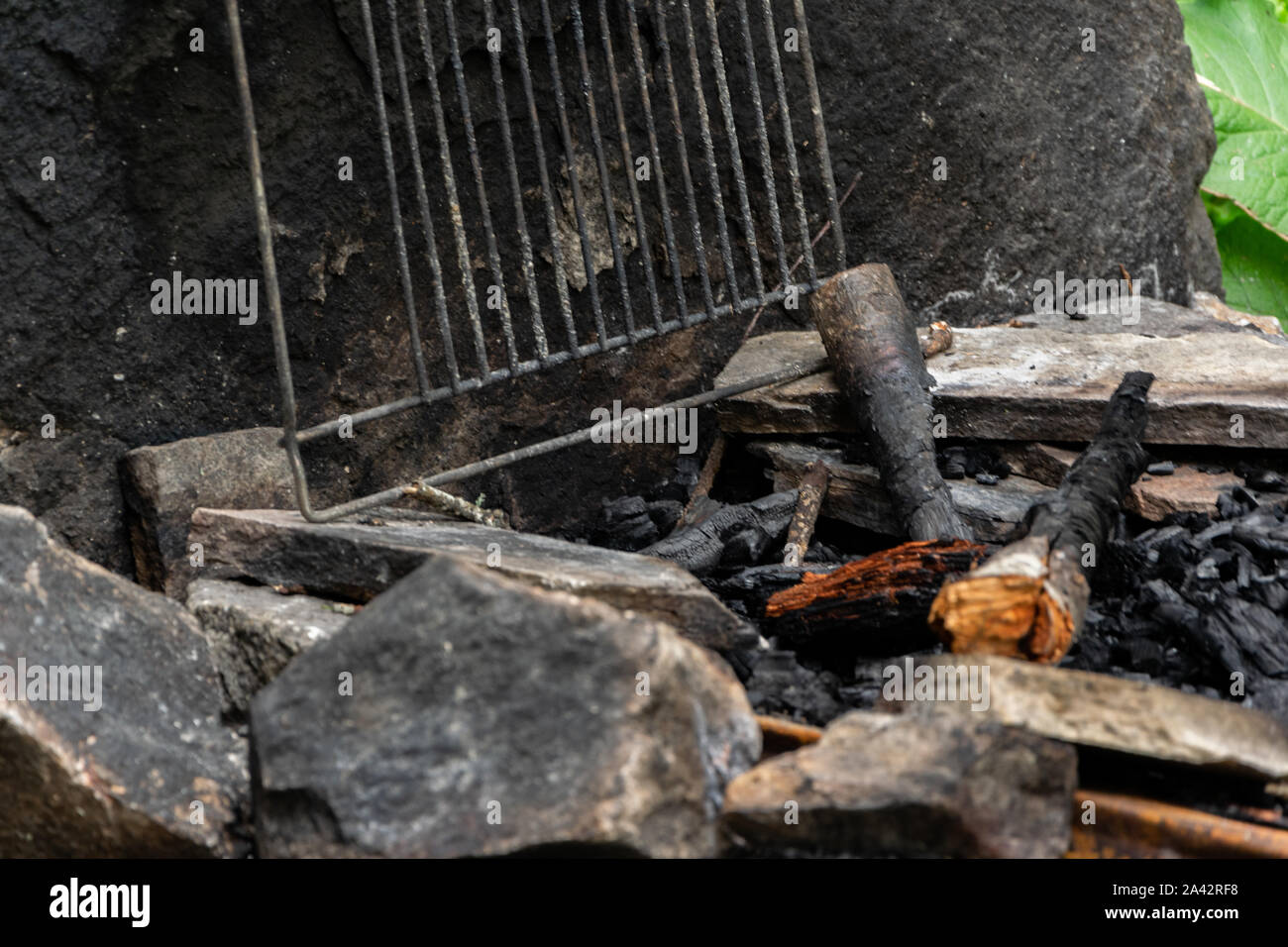 Campfire place in the woods, natural fireplace Stock Photo - Alamy