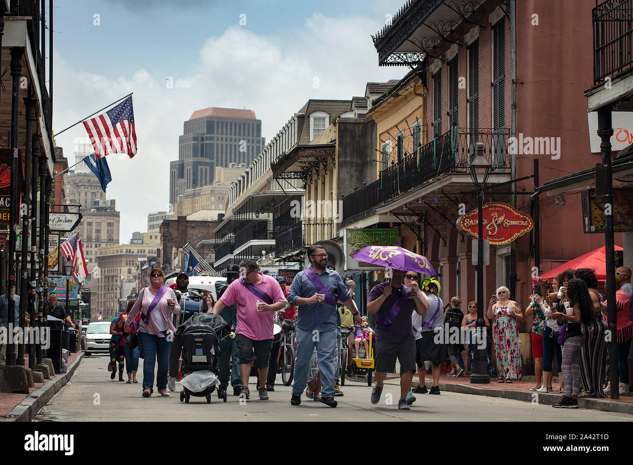Second line hi-res stock photography and images - Alamy