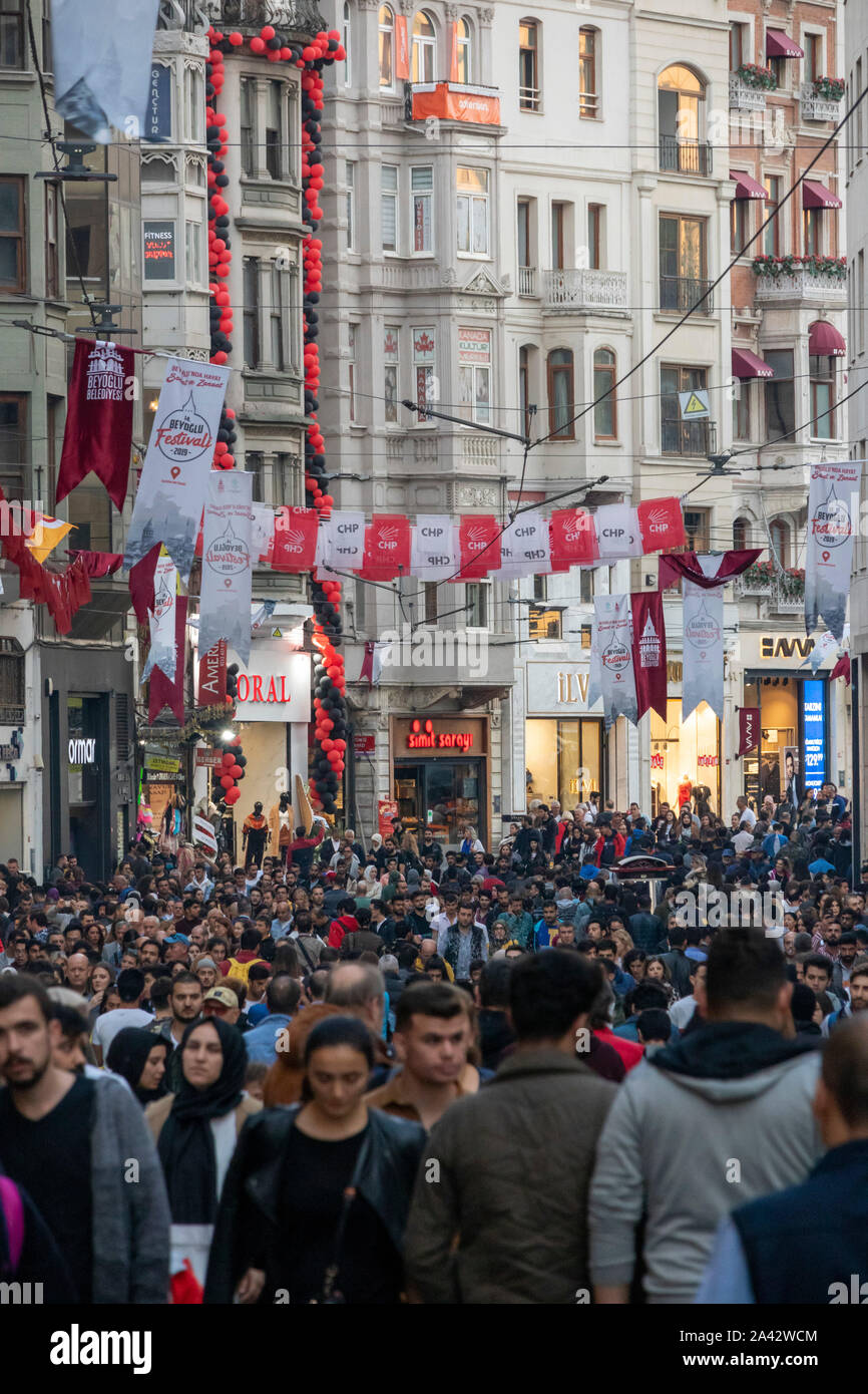 Istiklal Avenue (Caddesi), Turkey, Istanbul Stock Photo - Alamy