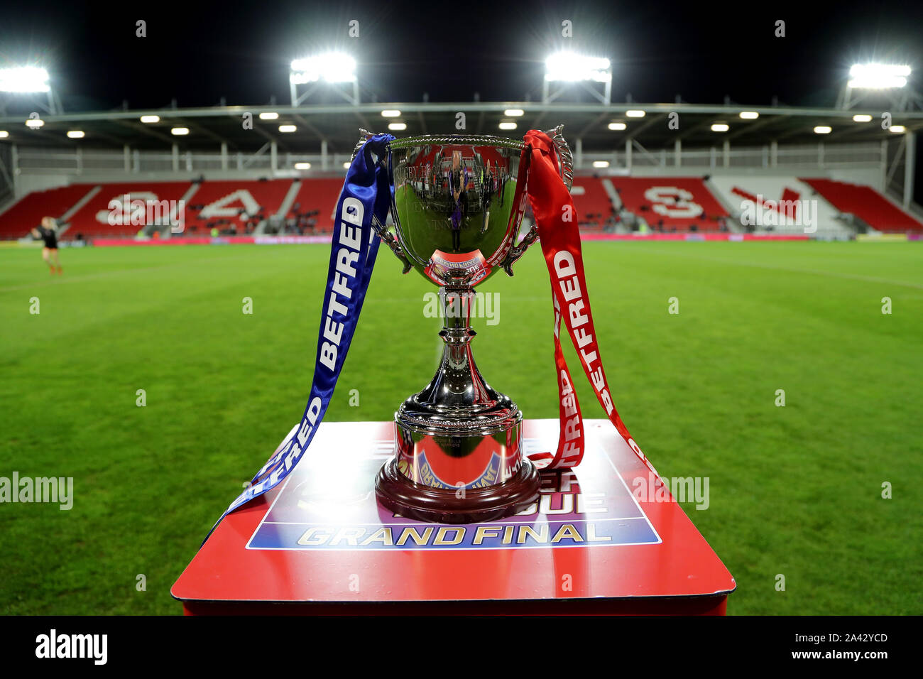 Womens super league trophy hi-res stock photography and images - Alamy