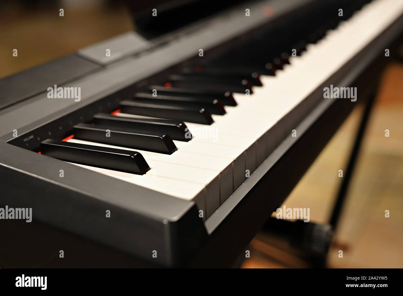Electric piano keyboard hi-res stock photography and images - Alamy