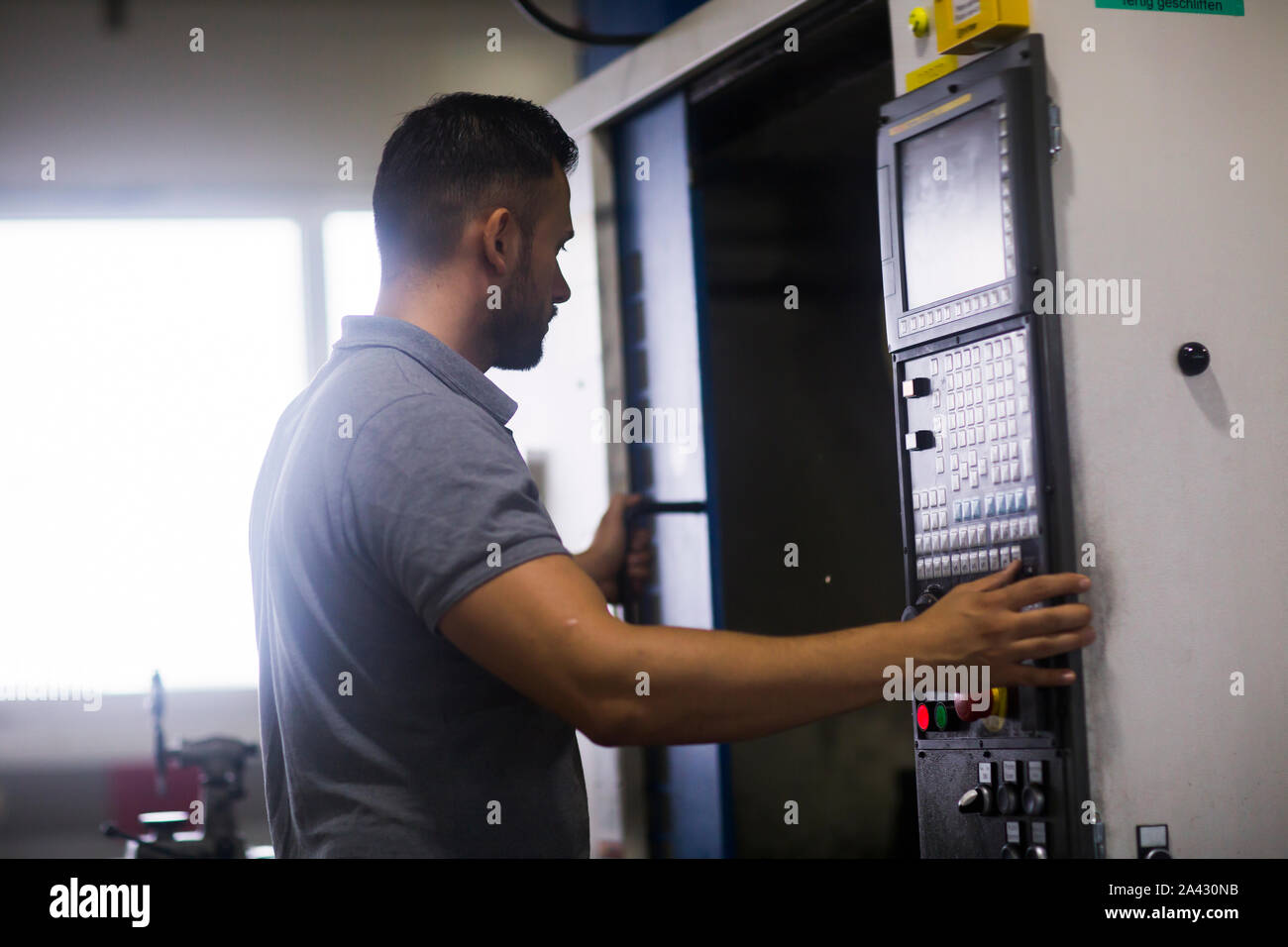 Grinding room hi-res stock photography and images - Alamy