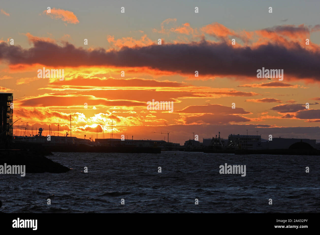 Midnight sunset hi-res stock photography and images - Alamy