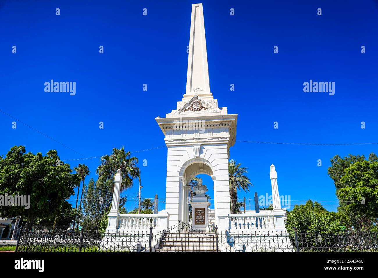 Monumento de la revolucion mexicana hi-res stock photography and images ...