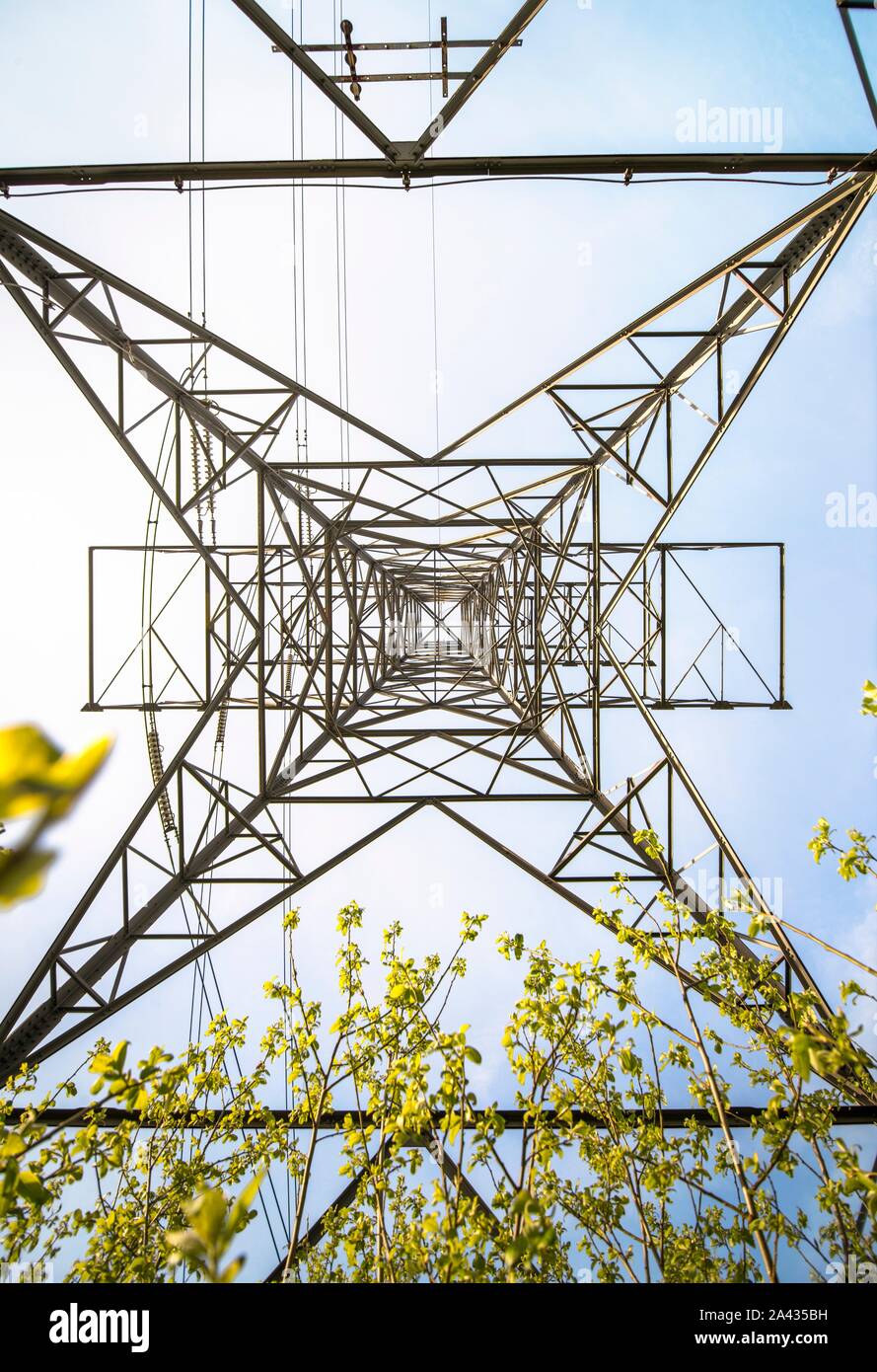 Structure structural electricity electrical hi-res stock photography ...