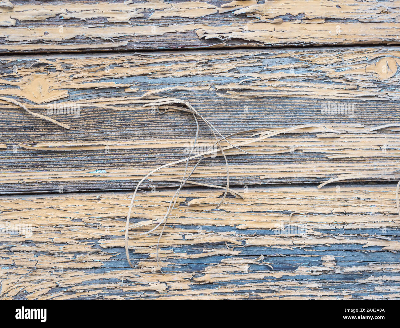 Flaked wood hi-res stock photography and images - Alamy