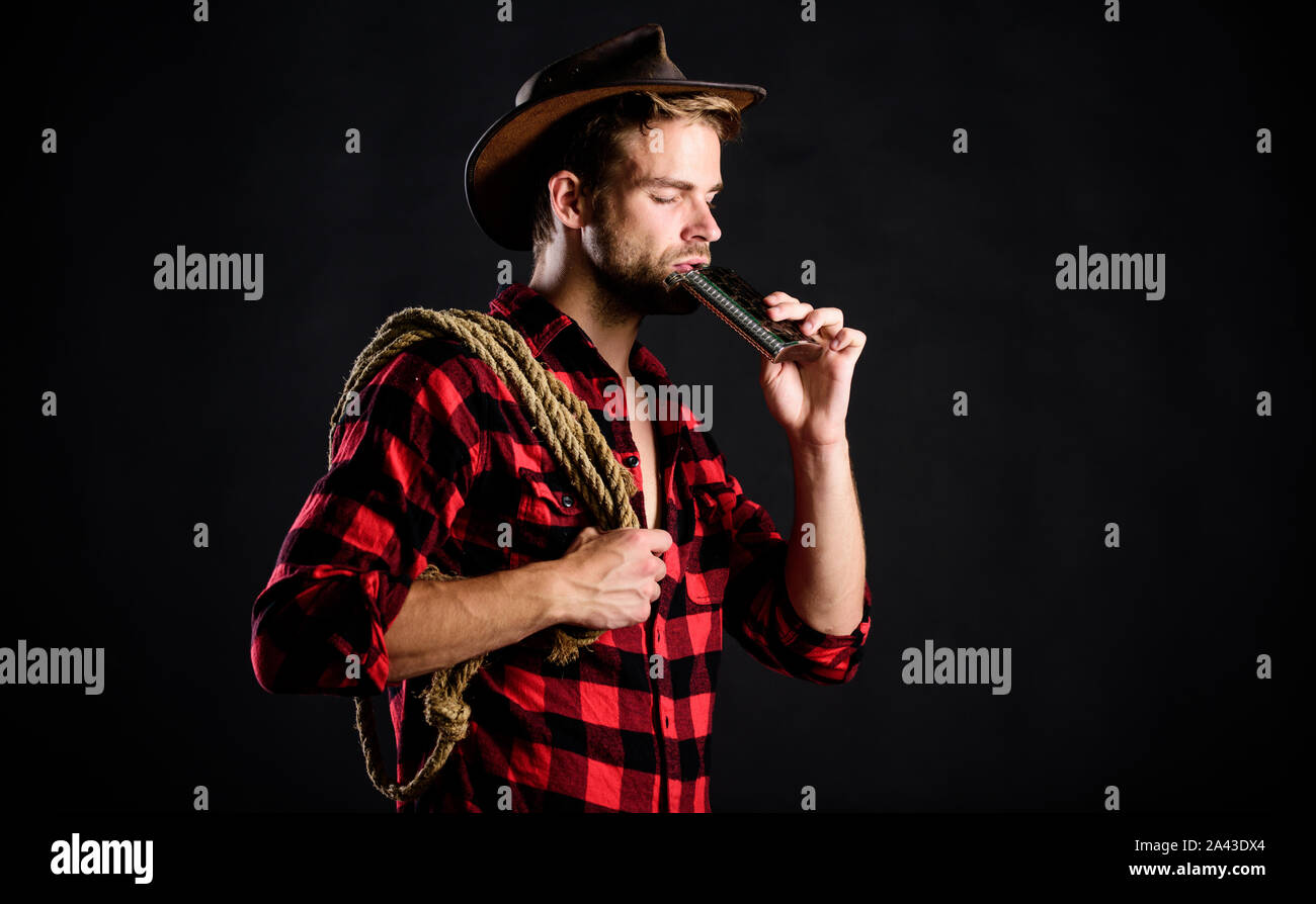 whiskey drinking. Vintage style man. Wild West retro cowboy. cowboy ...