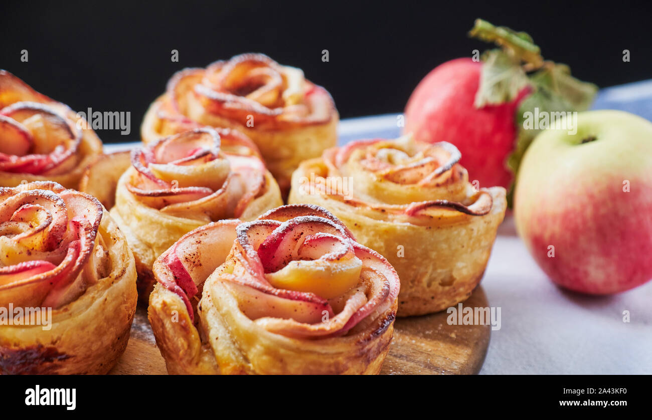Rose shaped apple pastries Stock Photo - Alamy