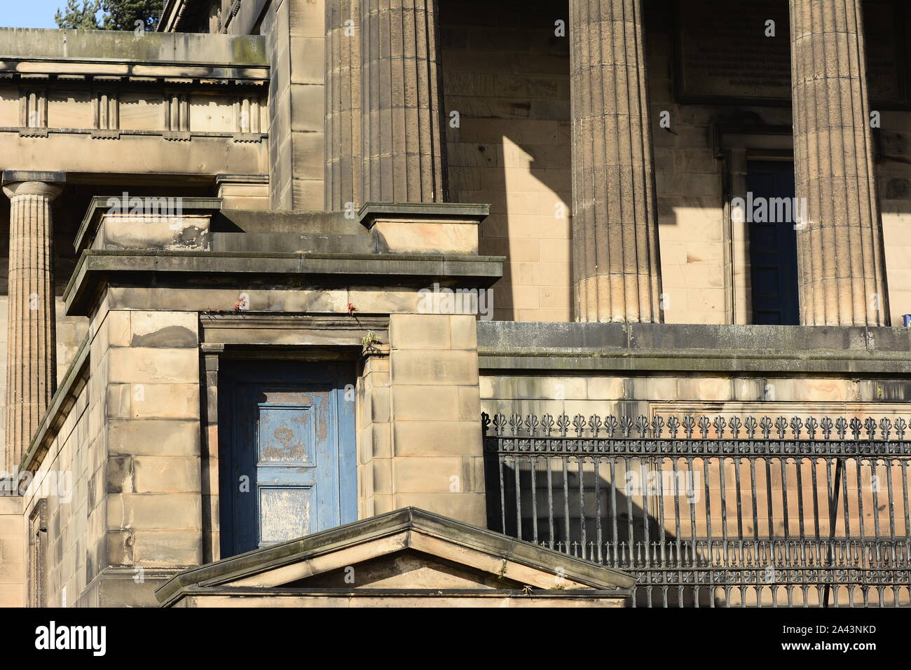 Everyday Life in a City Stock Photo - Alamy