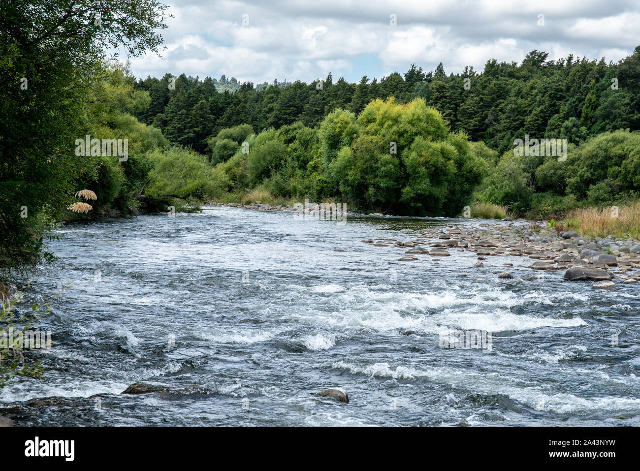 Mountain fast moving river rafting hi-res stock photography and images ...