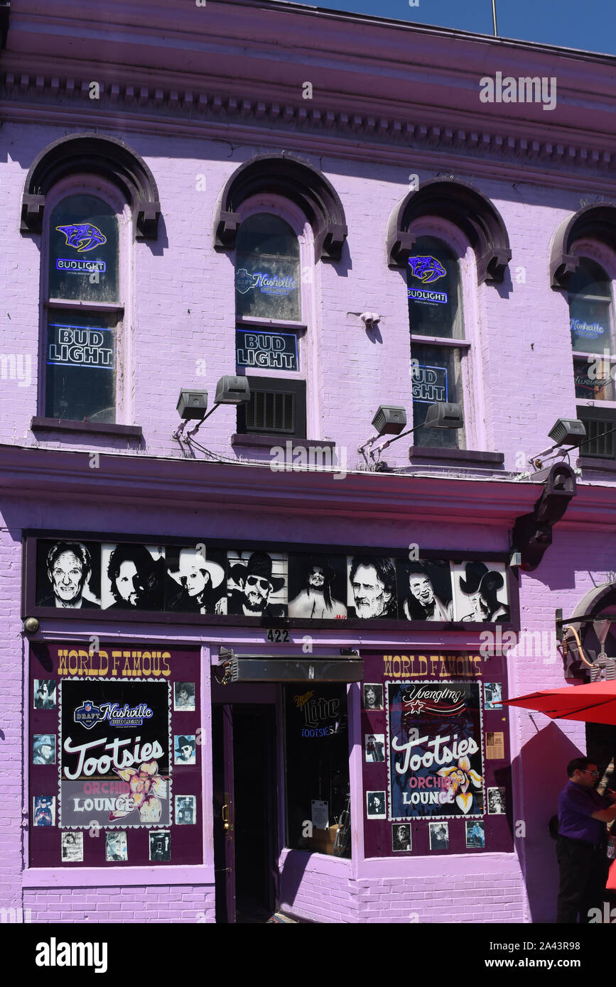Nashville tootsie’s orchid lounge hi-res stock photography and images ...