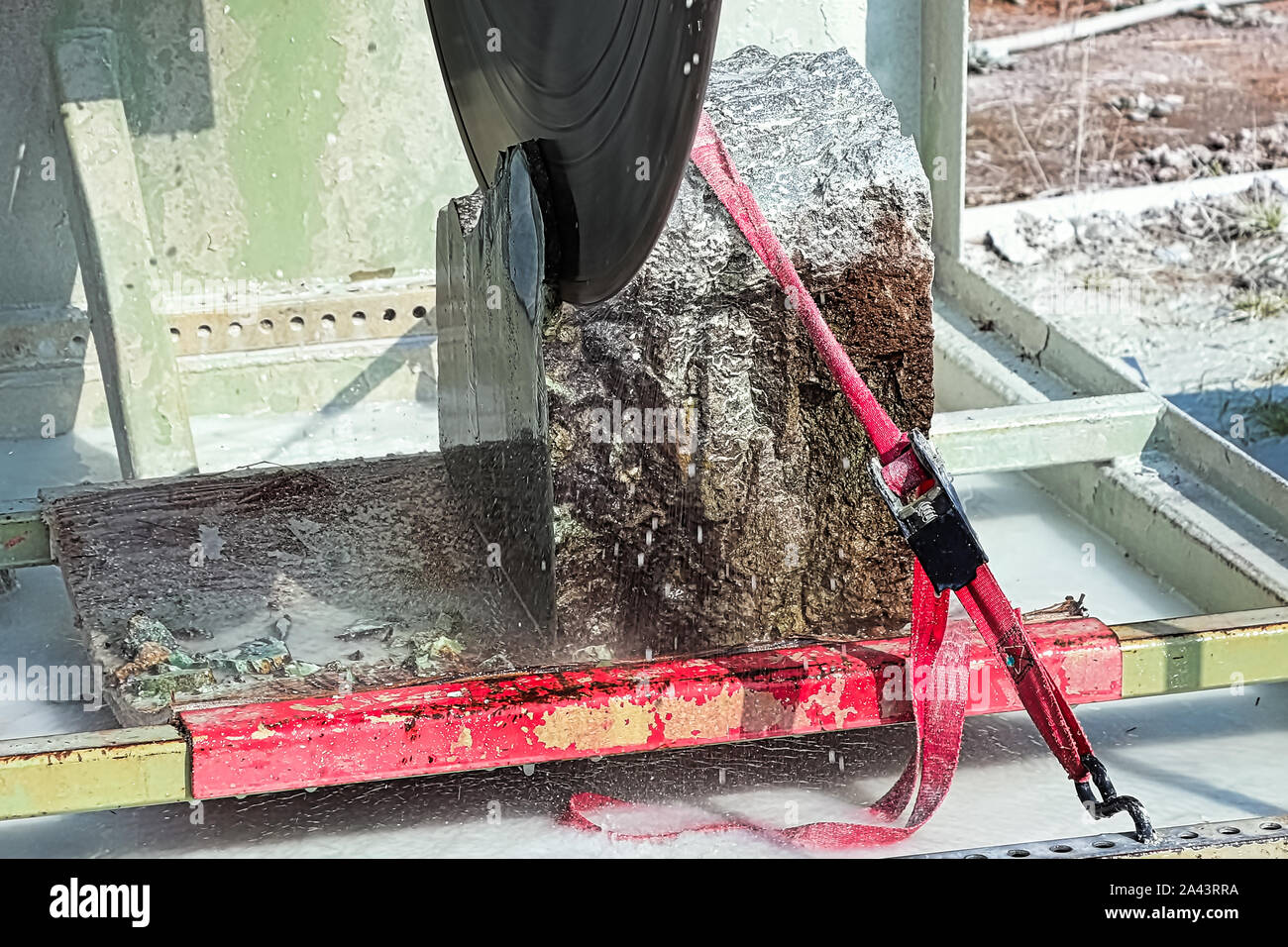 Cutting jade hi-res stock photography and images - Alamy