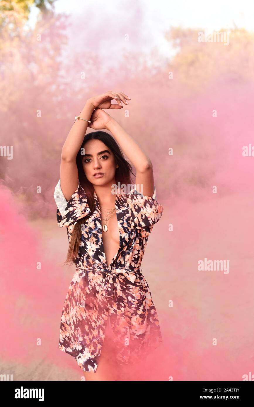 Pumps Smoke, smoke, colored smoke, bombas de Humo, humo, humo de ...